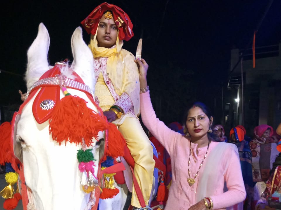 Narnaul Banavara of two daughters | नारनौल में निकला दो बेटियों का ...