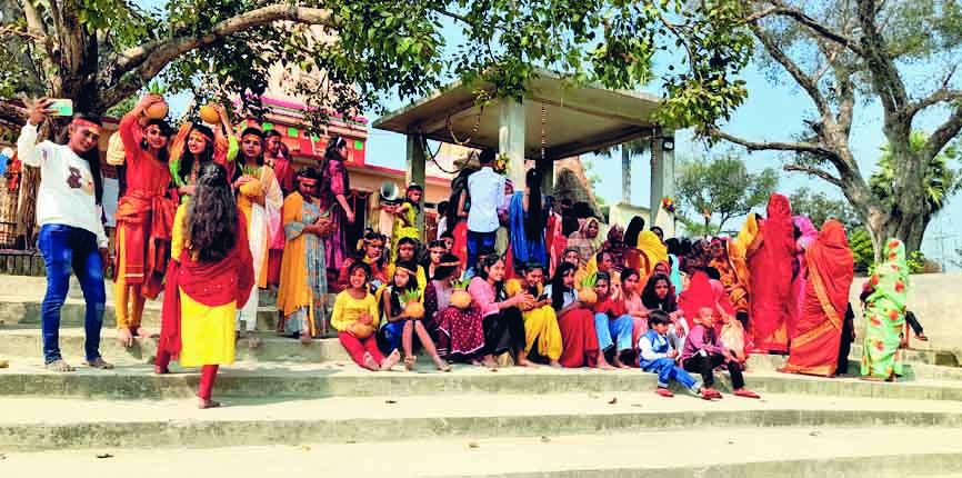 24th Ashtayam started with Kalash Yatra at Mashrak West Tola ...