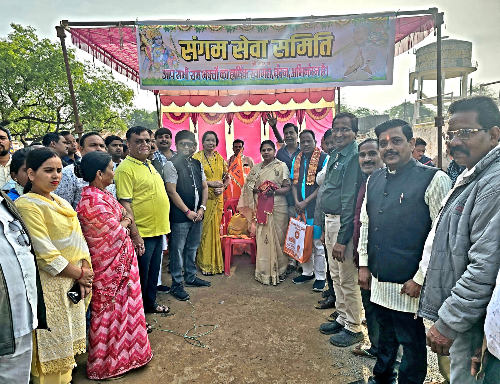 70 devotees left for Ayodhya from Saraipali Assembly for darshan of ...