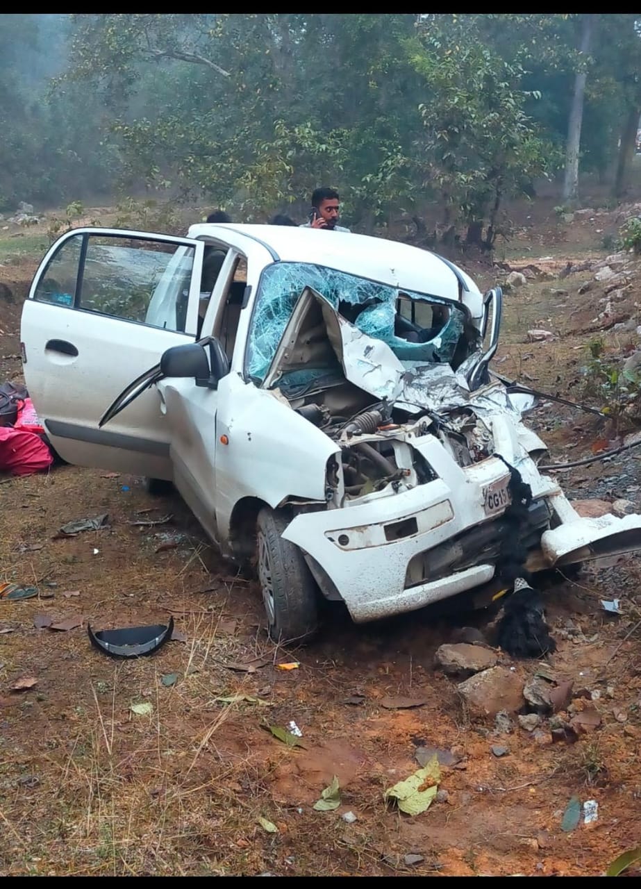 Car falls into ditch after being hit by truck, one in five dead