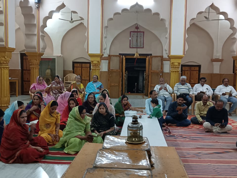 Sammed Shikhar ji of Barwani, Nimar Religious rituals performed on ...