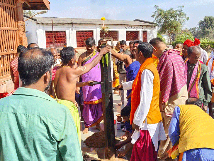 Phagun fair begins with deri gadai rasma, Trishul installed in Maa ...