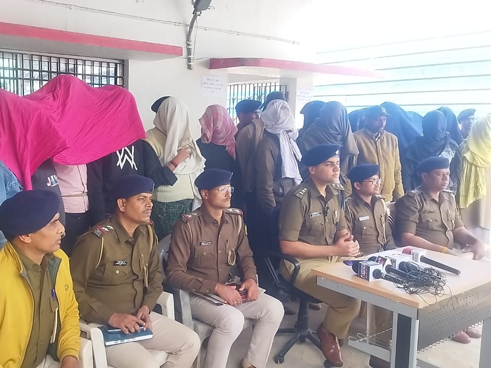 32 criminals arrested within 24 hours in barh patna | बाढ़ में 24 घंटे ...