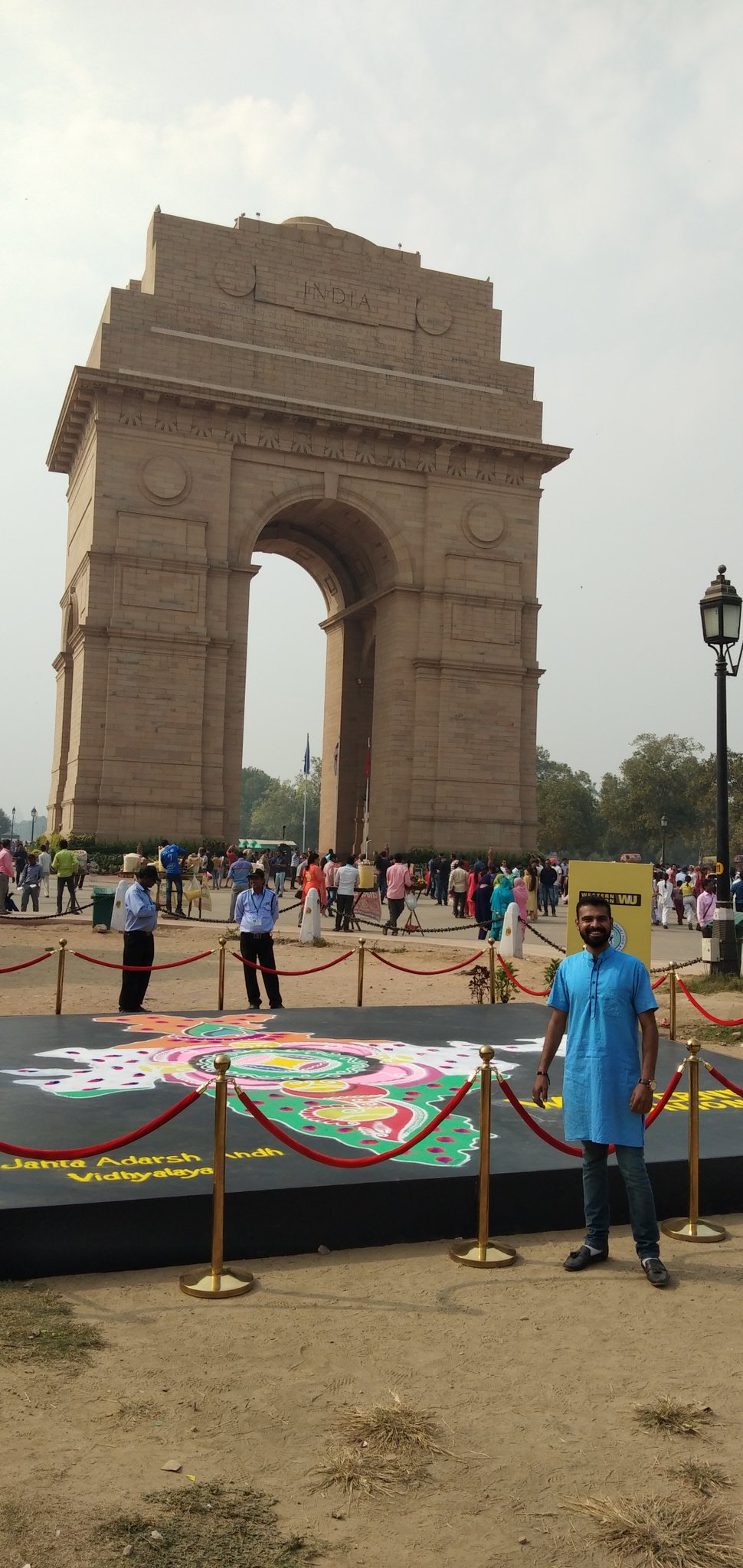 Meet India's fastest rangoli artist Rahul Swami, who is making rangoli ...
