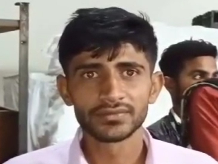 28 thousand rupees looted from a young man at gunpoint | कट्‌टा दिखाकर ...