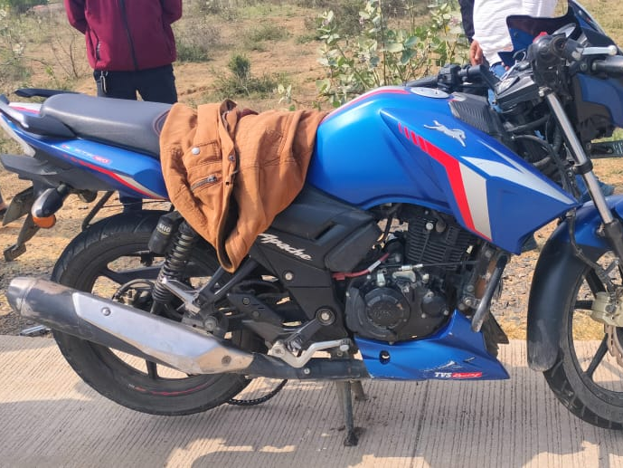 Youth from Chopna dies on four lane in Narmadapuram | नर्मदापुरम में ...