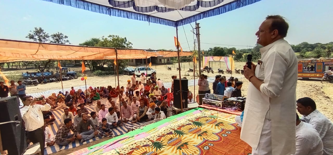 Ravidasji's statue unveiled in Pingrala, society took out Kalshayatra ...