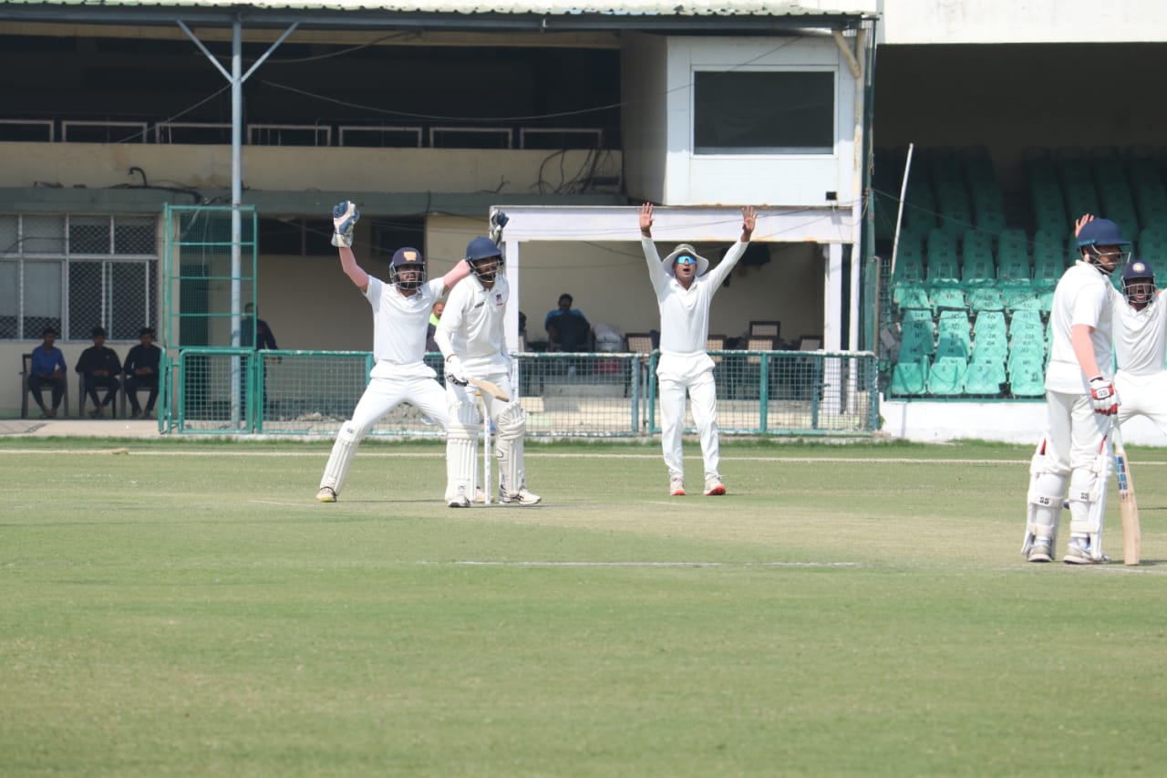 Colonel CK Naidu match today, kanpur, uttar pradesh | कर्नल सीके नायडू मुकाबला: सौराष्ट्र ने टॉस ...
