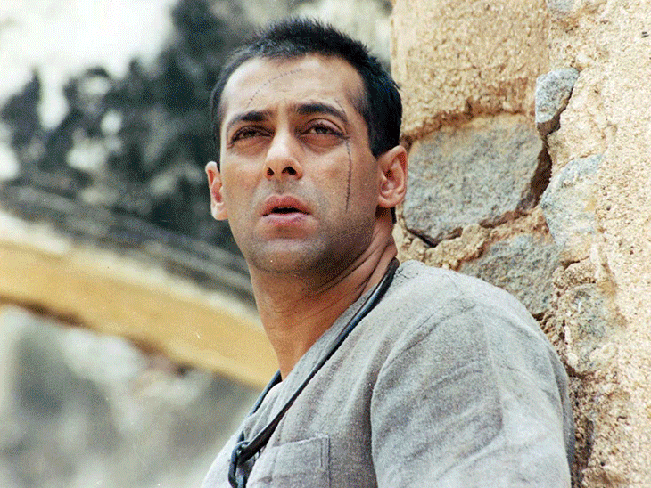Ravi Kishan Shares why he stayed away from Salman Khan While Shooting ...