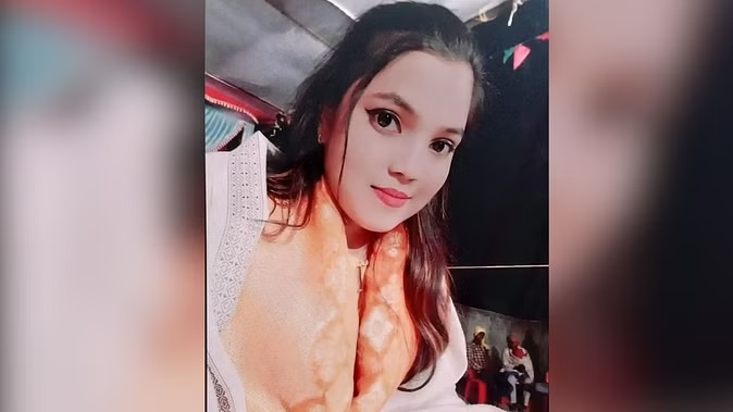 Birha singer Aanchal Raghwani's body found in flat Husband and friend ...