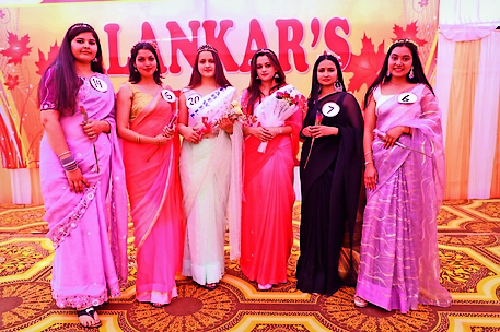 Farewell party celebrated in Alankar College | अलंकार कॉलेज में फेयरवेल ...