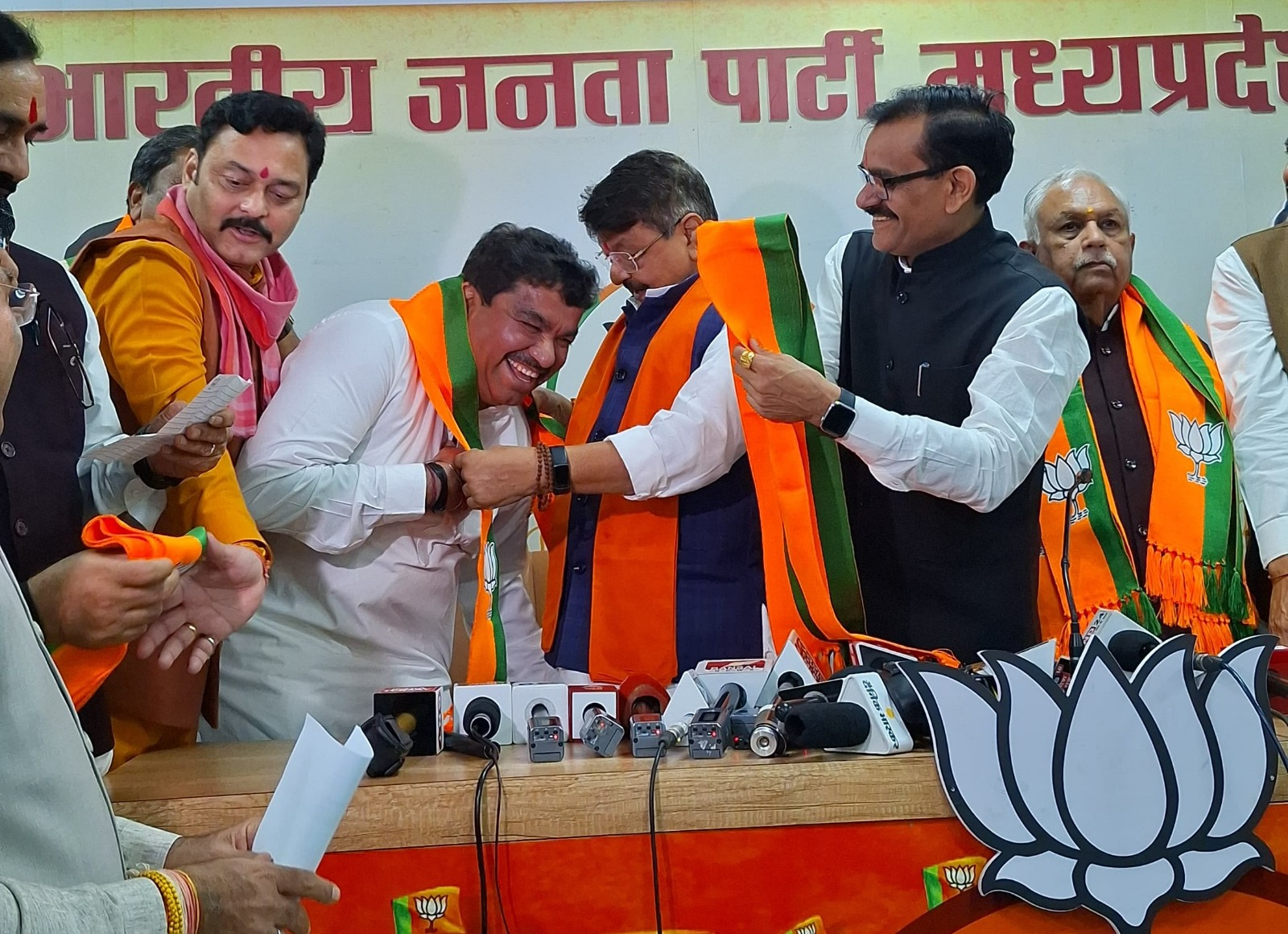 Congress Suresh Pachauri BJP Joining Update; Indore Sanjay Shukla | Lok ...