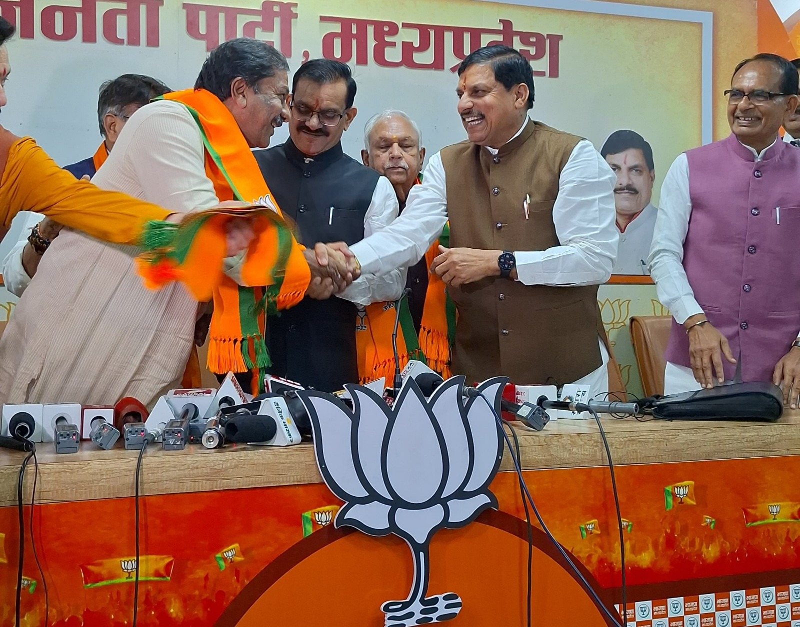 Congress Suresh Pachauri BJP Joining Update; Indore Sanjay Shukla | Lok ...