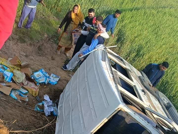 Charkhi Dadri NH 334 B Road accident, 12 injured including 4 women ...