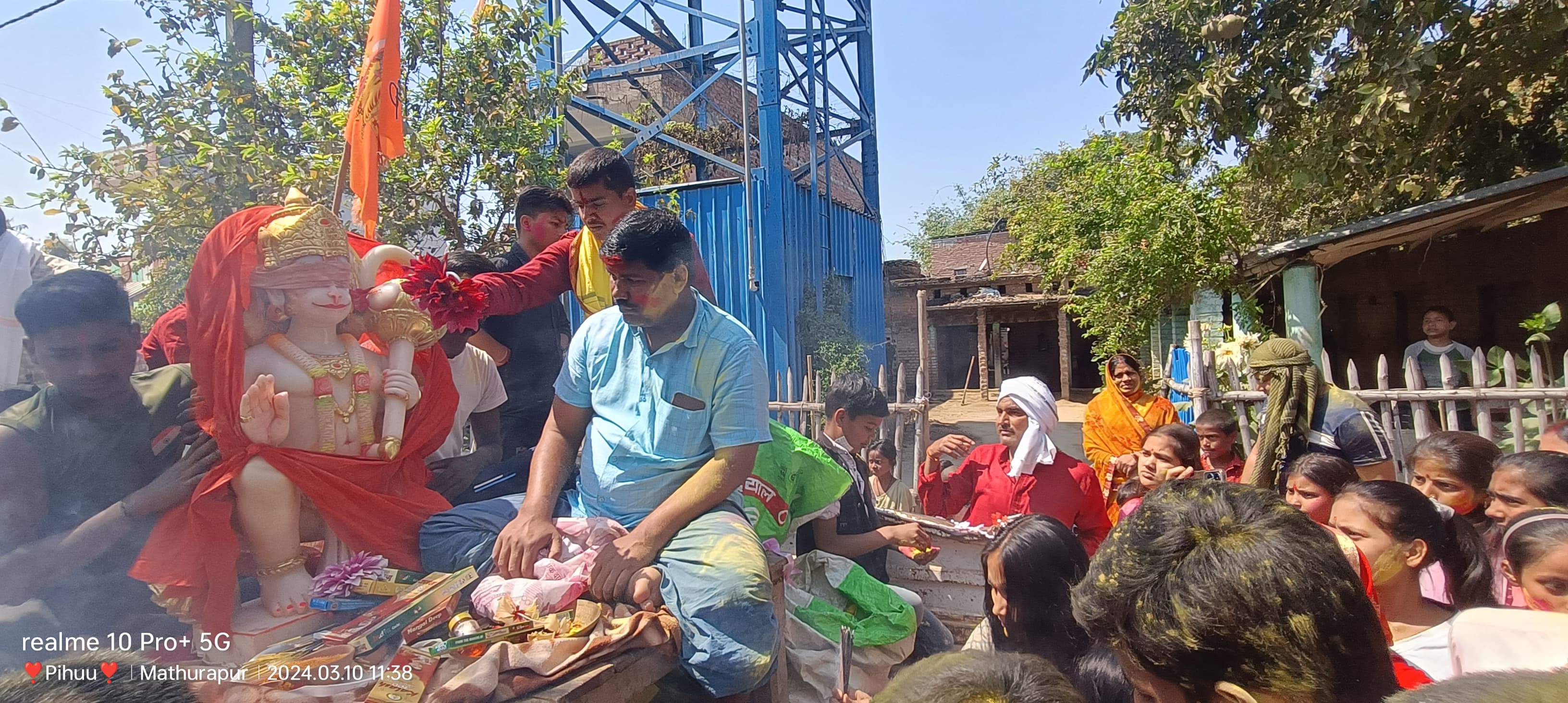 In Mathurapur village, the idol of Hanuman ji was taken on tour in the ...