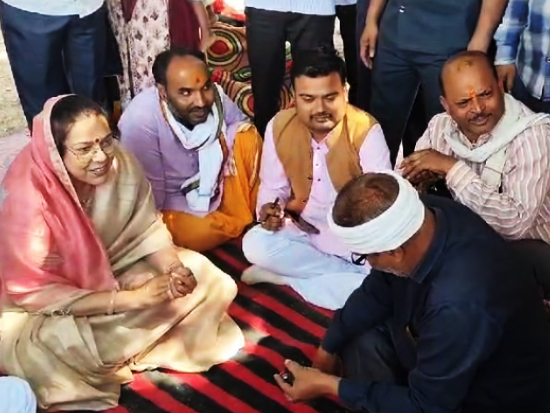 Bhind Lok Sabha BJP Candidate Sandhya Ray Protest; Video Goes Viral ...