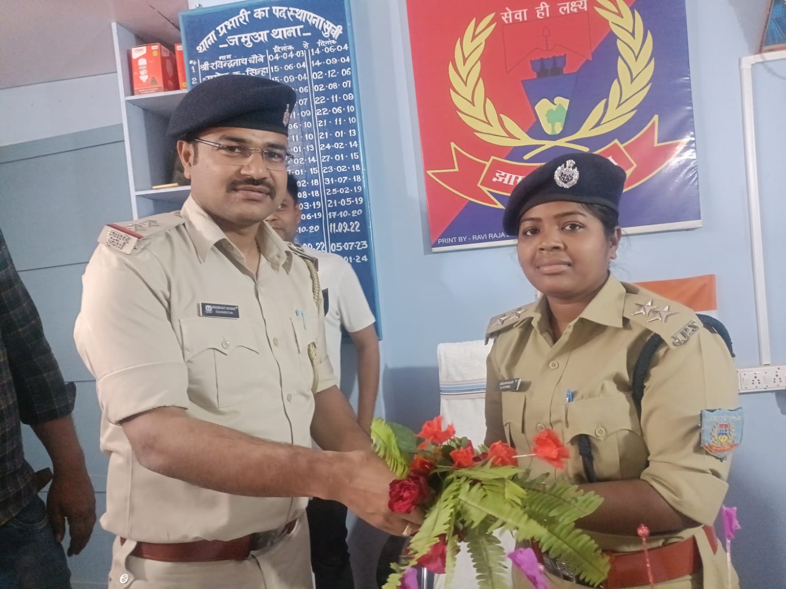 Manikant Kumar becomes the new police station officer of Jamua | मणिकांत कुमार बने जमुआ के नए ...