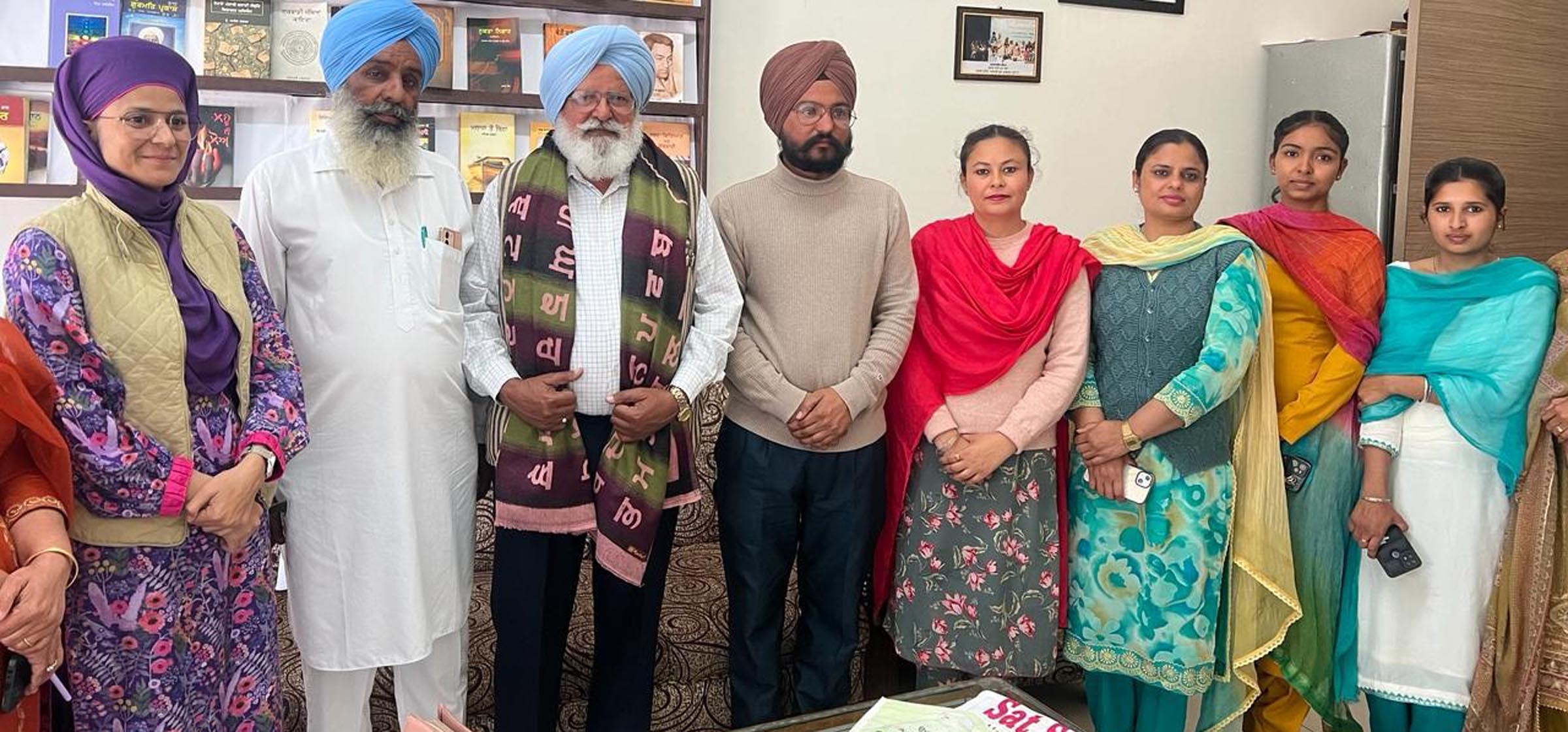 Playwright Balraj Mann's face-to-face program organized in Gurunanak ...