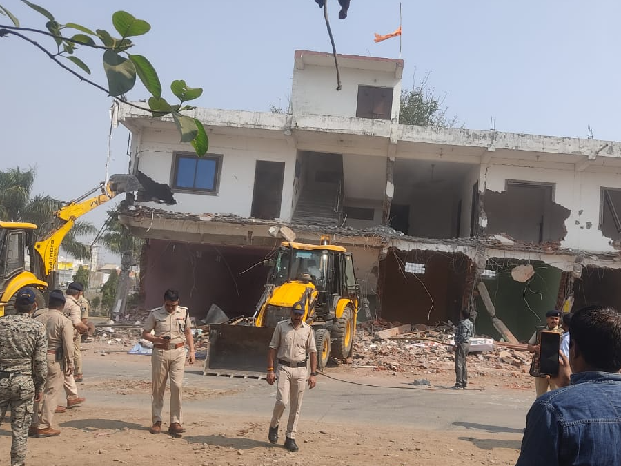 Sagar BJP Leader Mastram Ghosi Vs Police; Farmer Nirmal Patel Murder ...