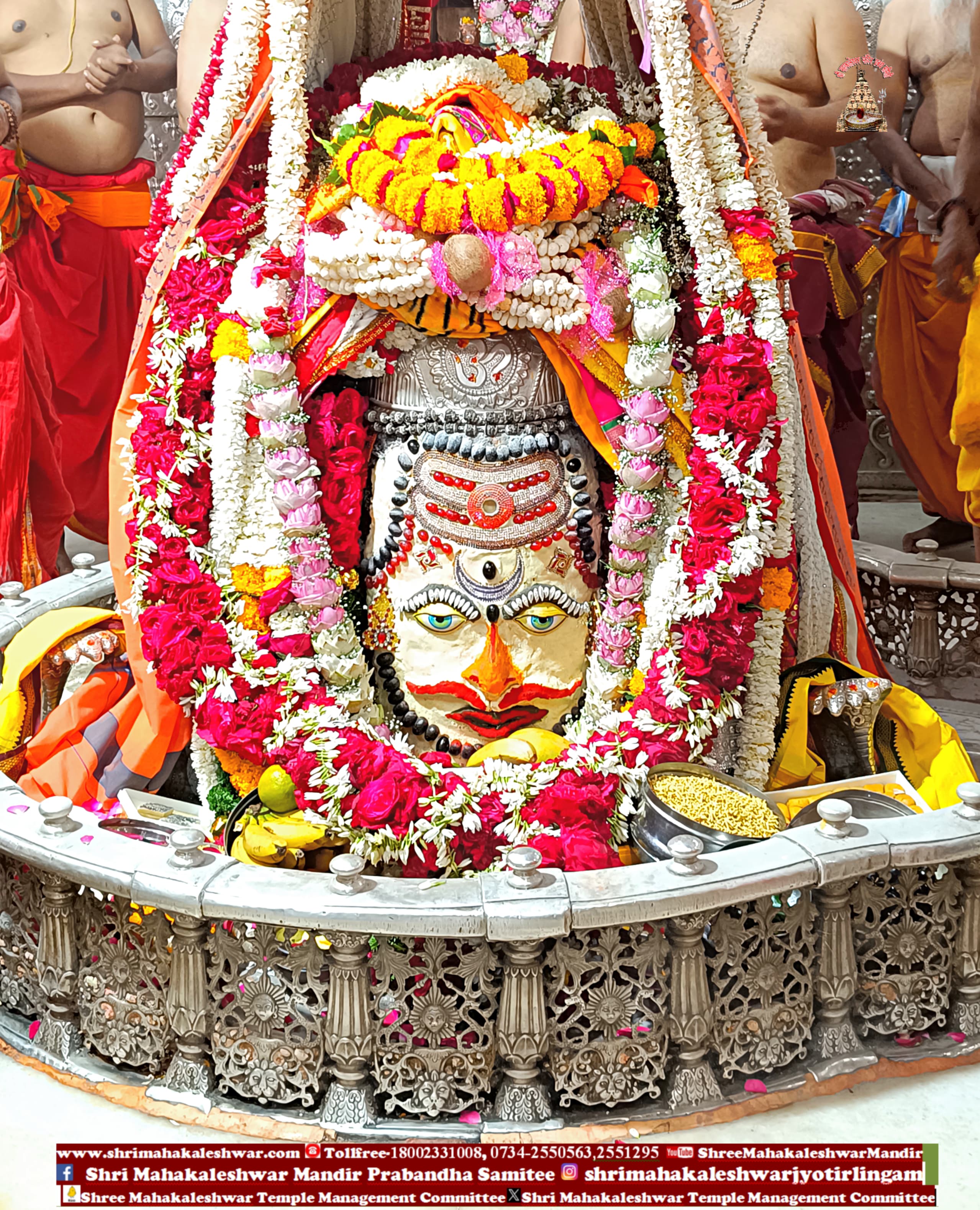 Decorate Lord Mahakal by offering Rudraksh rosary Om and Tripund ...