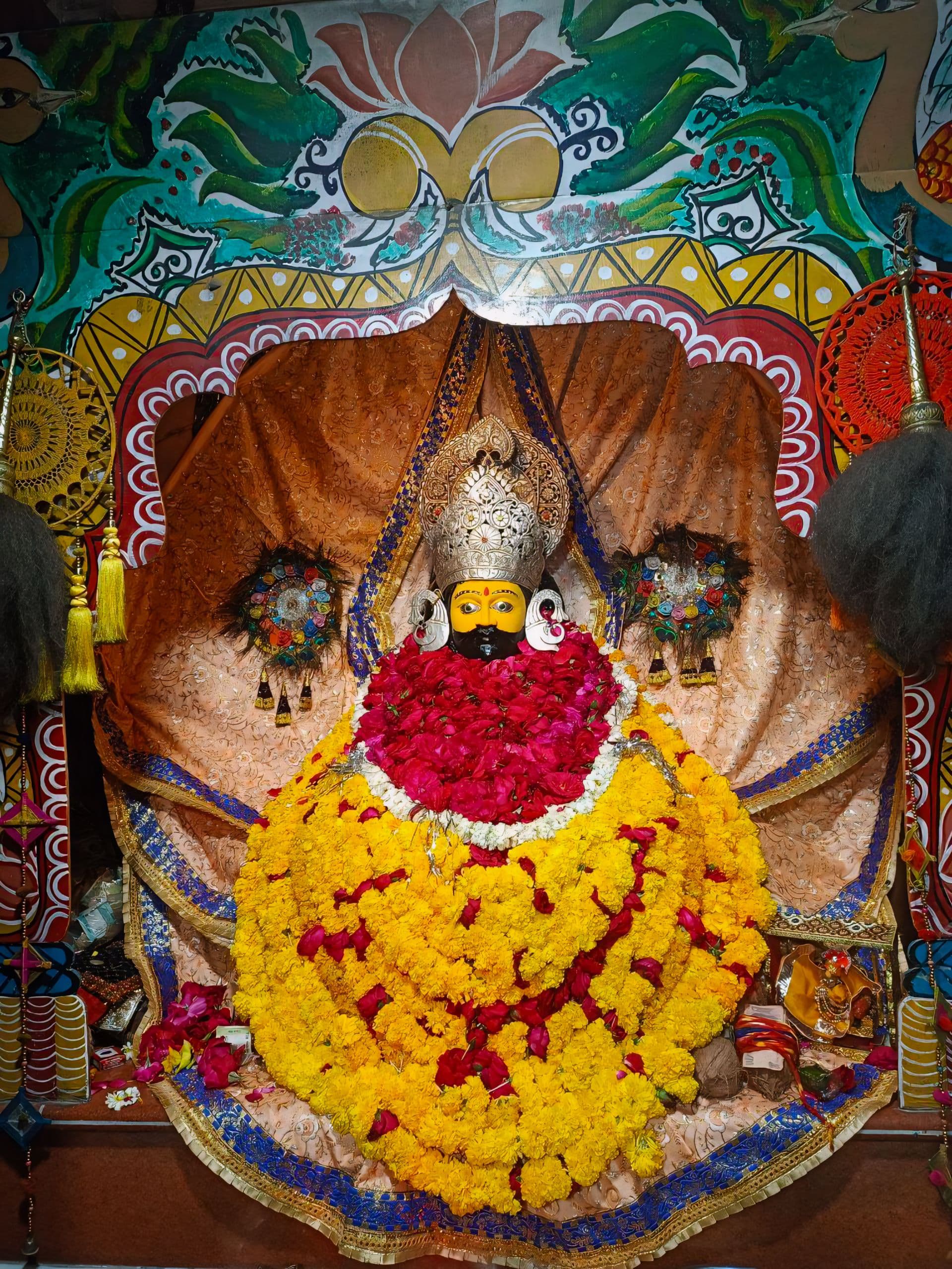 Nishan Yatra taken out in the city, devotees danced to the hymns of ...