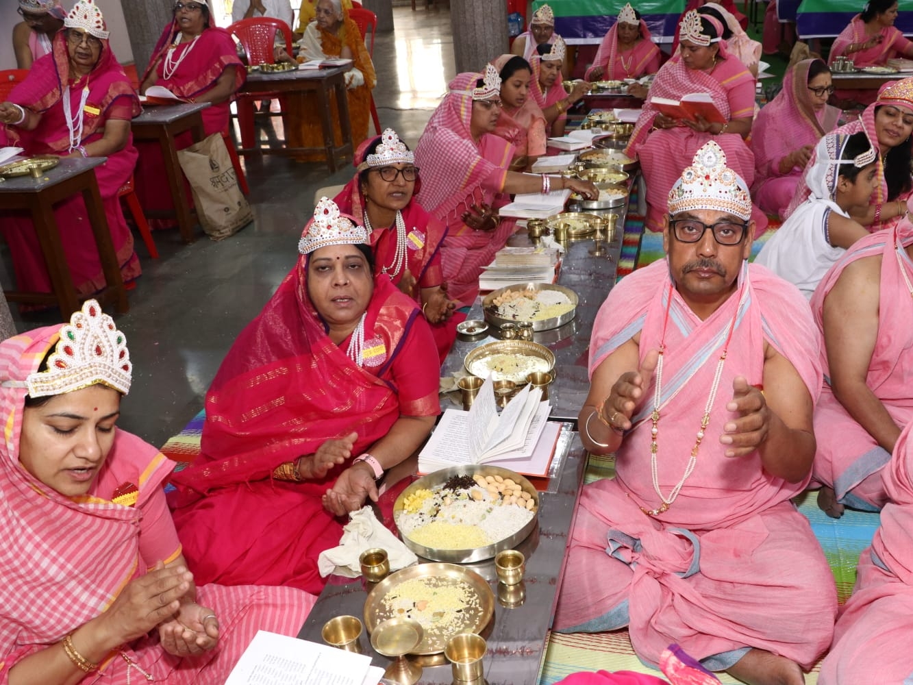 Siddha Chakra Mahamandal Vidhan in Minal Jain Temple Sarvadharma Bhopal ...