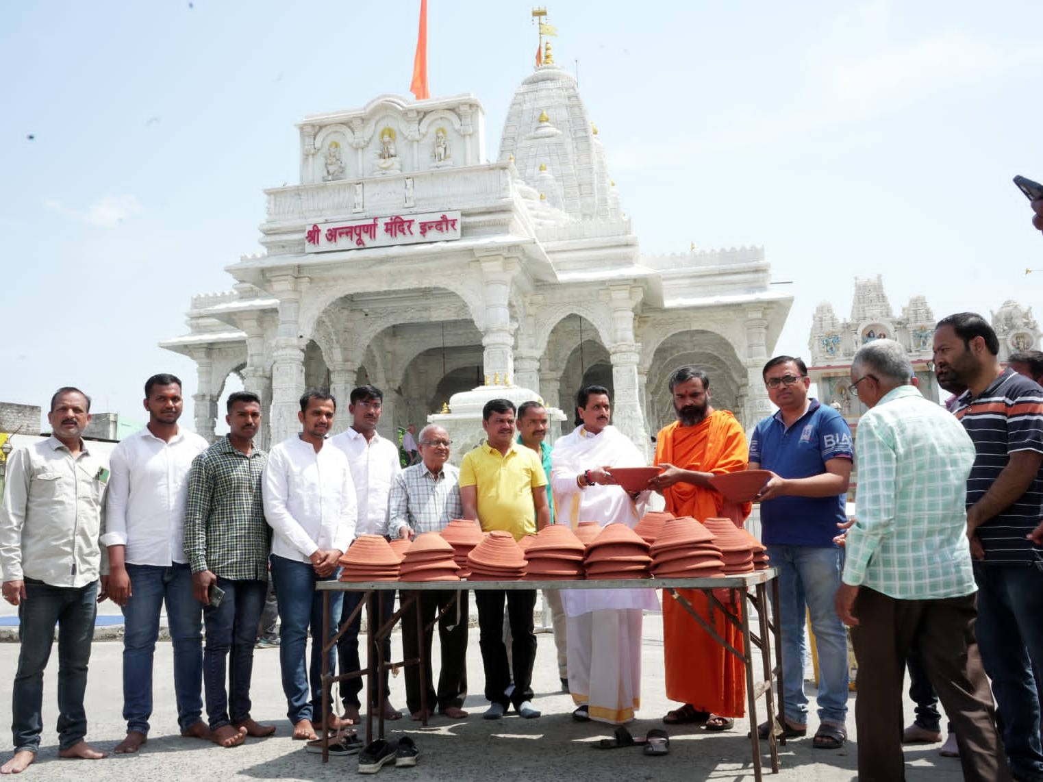 Shri Guru Seva Sansthan organized in Indore