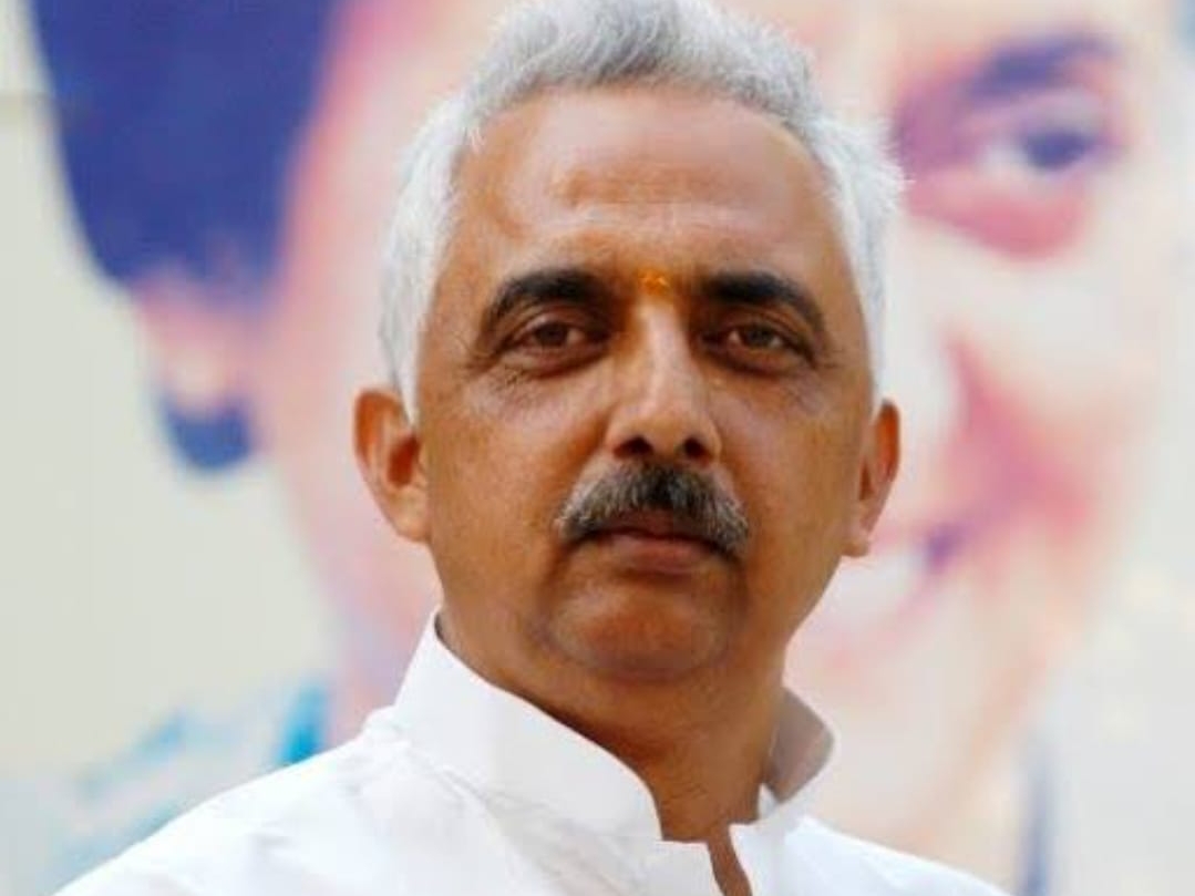 Congress Lok Sabha ticket for Akhilesh Singh from Deoria | देवरिया से अखिलेश सिंह को कांग्रेस का ...