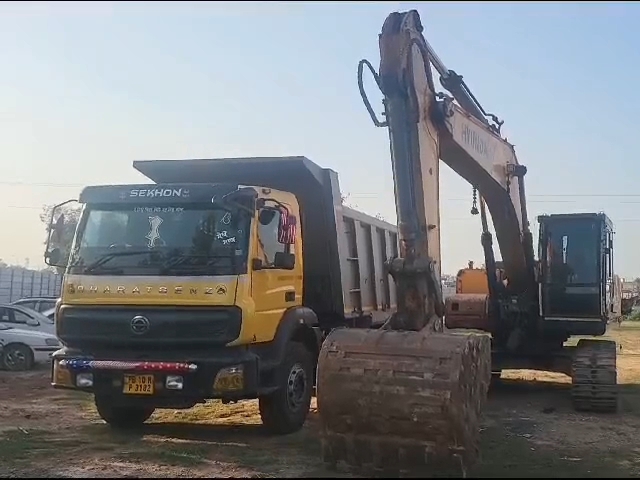 Khanna Doraha Illegal mining caught; Poklane machine and tipper seized ...