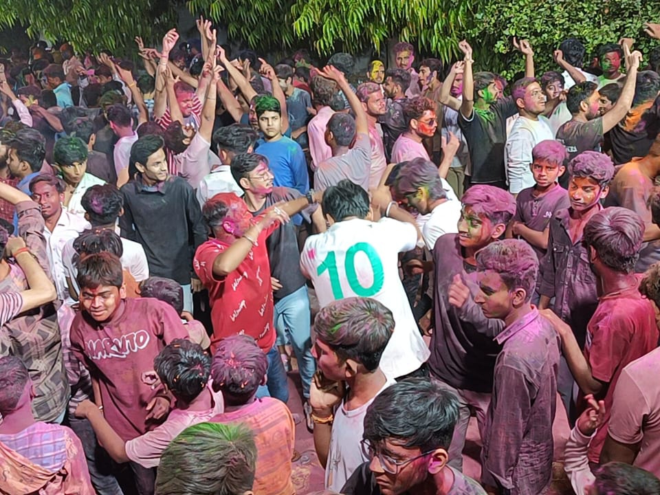 A lot of colors were blown along with the sounds of bhajans in the Phag ...