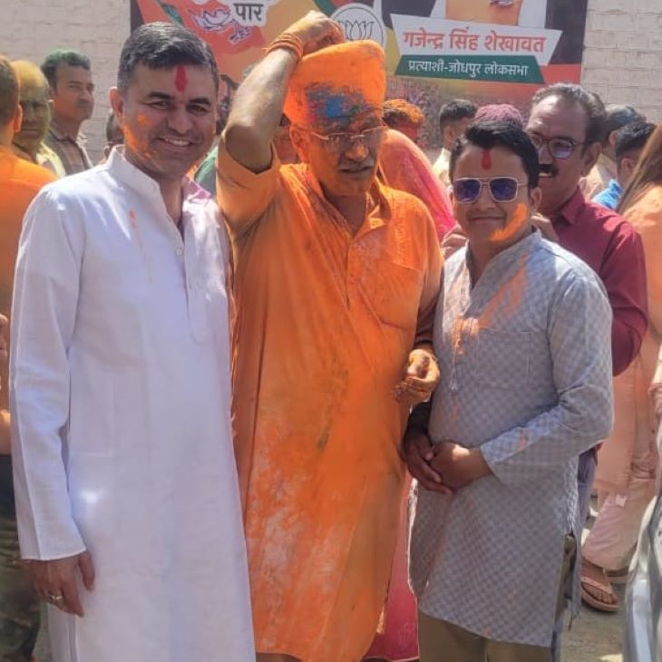 BJP-Congress candidates started campaigning with Holi colors