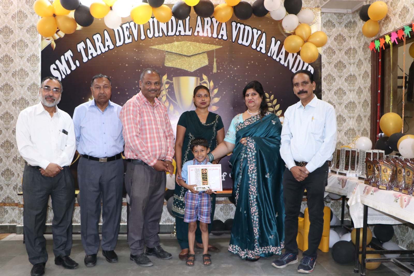 The result of Arya Vidya Mandir was 100 percent | आर्य विद्या मंदिर का ...