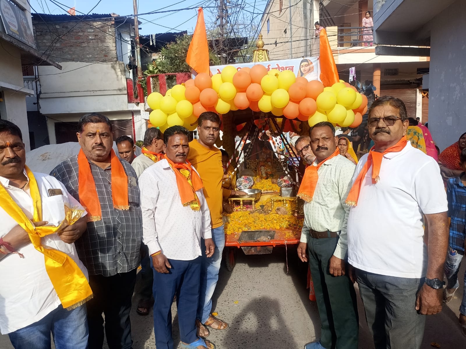Sai Prabhat Pheri started with devotion in Indore | इंदौर में भक्तिभाव ...