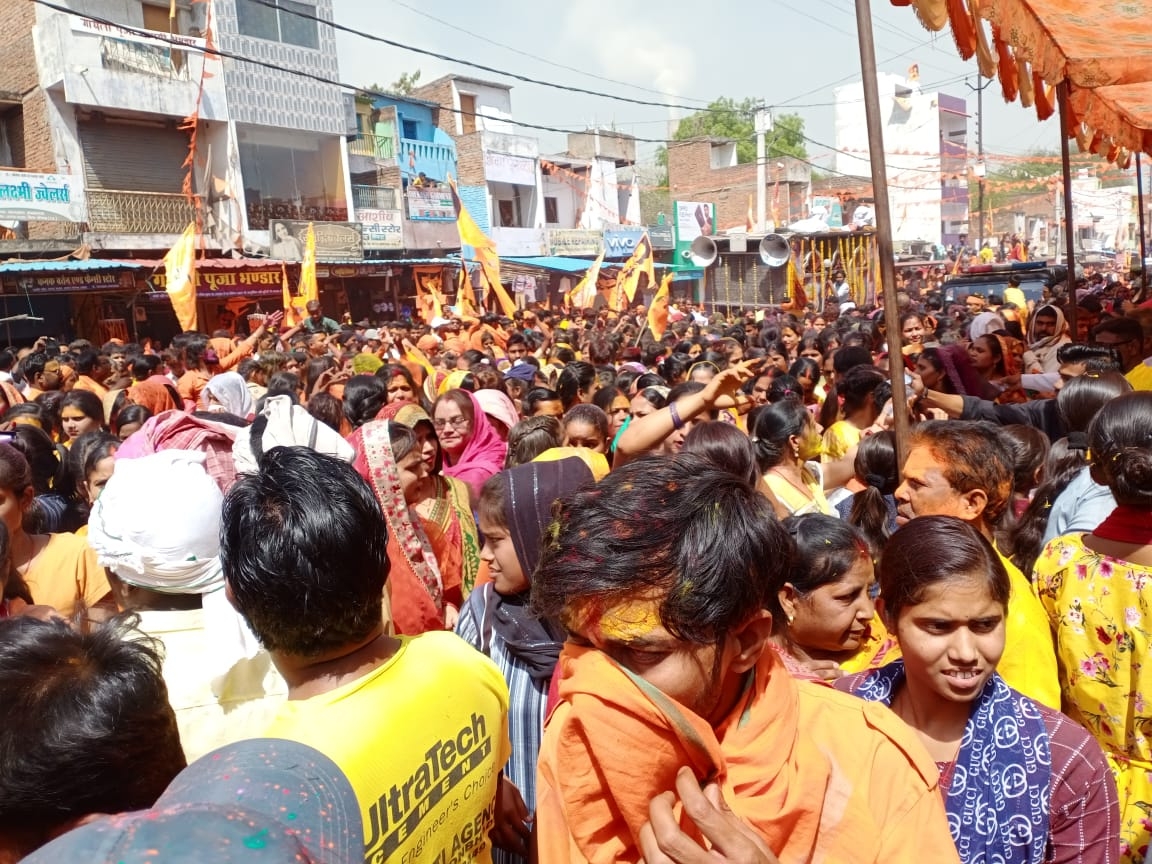 Mahavir flag procession program organized in Anpara | अनपरा में महावीर ...