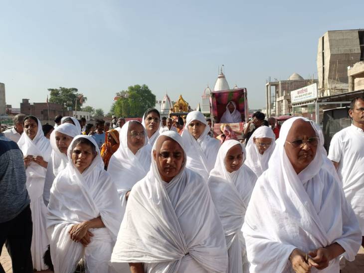 Shobha Yatra taken out on the birth anniversary of Lord Rishabhdev in ...