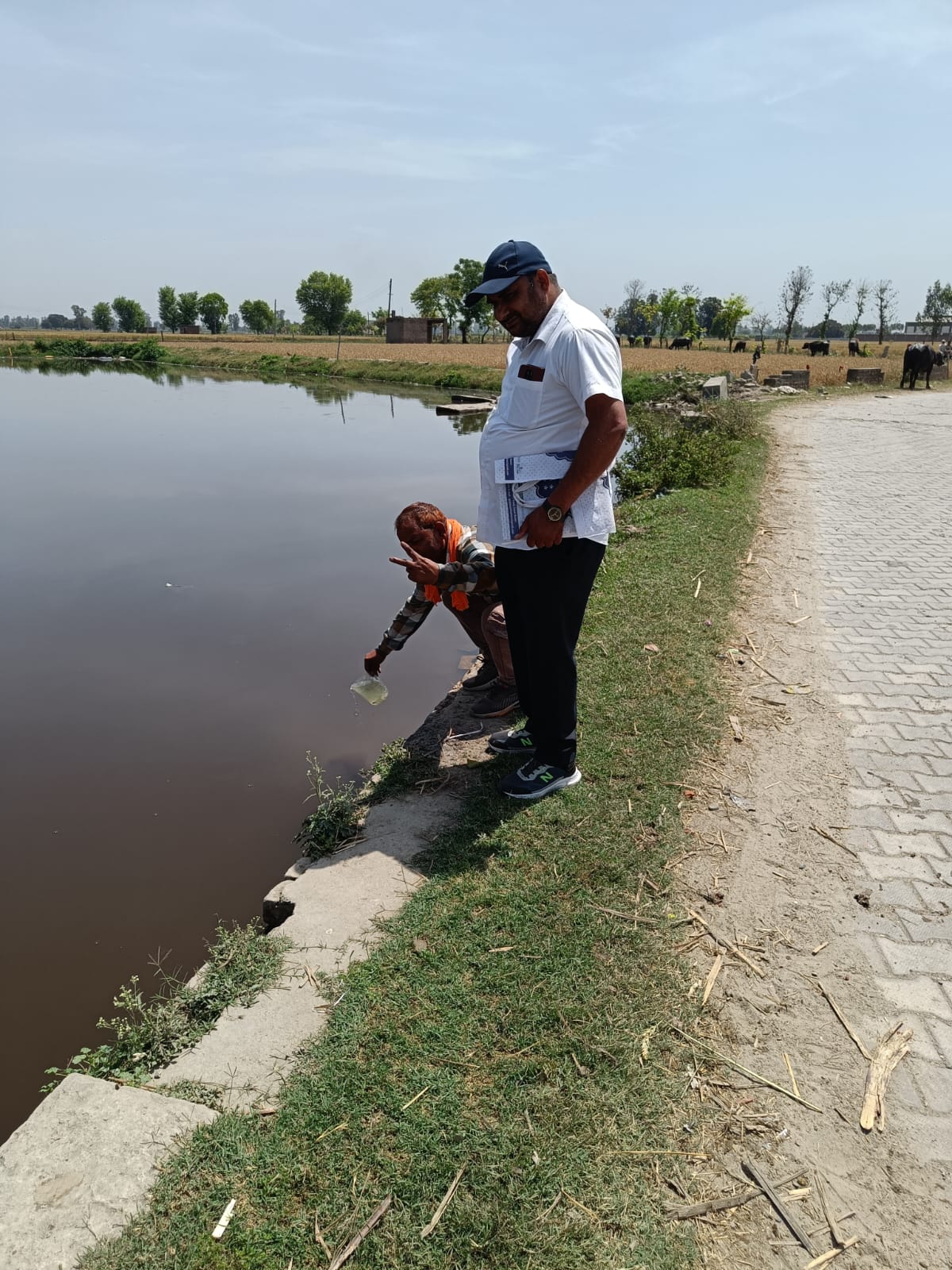 Fish released in the ponds of Kurad and Dhansauli | कुराड़ और धनसौली के ...