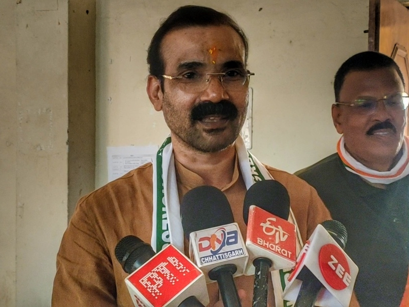 Land being sold in pieces without permission | बिना परमिशन टुकड़ों में ...