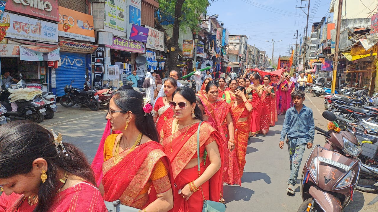 Chunri Yatra of Bhavsar society on the occasion of Mother Hinglaj Jayanti
