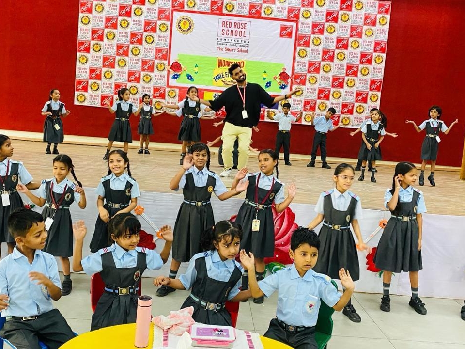 Workshop on table etiquette at Red Rose School, Lambakheda | रेड रोज ...