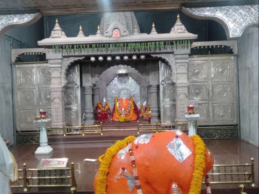 Devotees reaching Vijayasan Dham in Salkanpur | सलकनपुर में विजयासन धाम ...