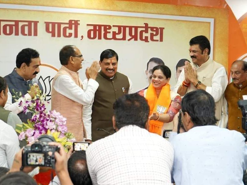 Former MLA of Surkhi, Parul Sahu joined BJP | सुरखी की पूर्व विधायक ...