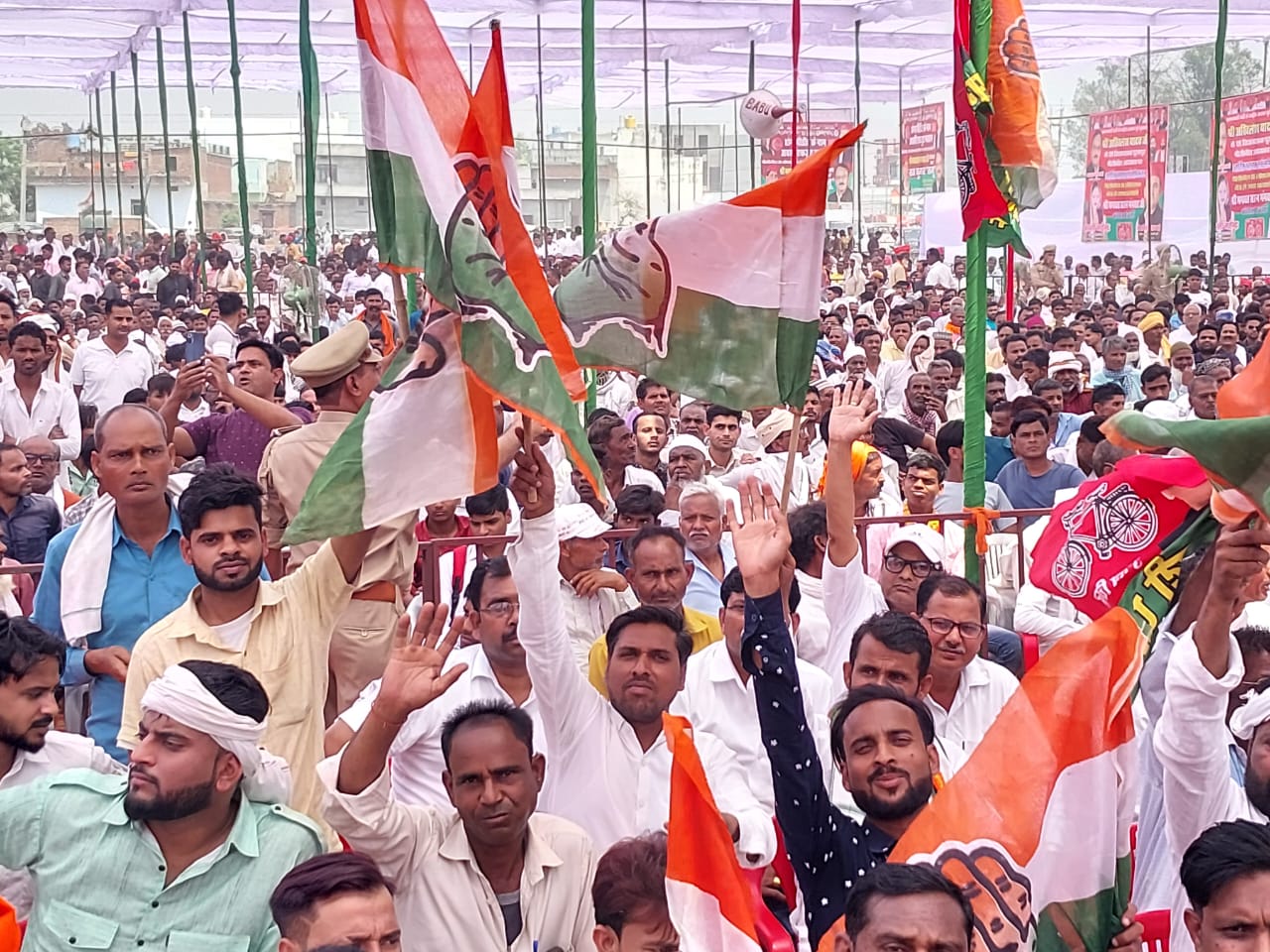 Akhilesh Yadav UP Pilibhit Rally Update - SP Candidate Bhagwat Saran ...
