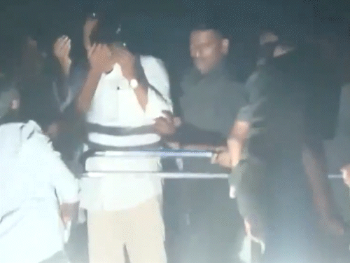 Andhra Pradesh CM Jagan Mohan Reddy Attack Photos; Stone Pelting ...