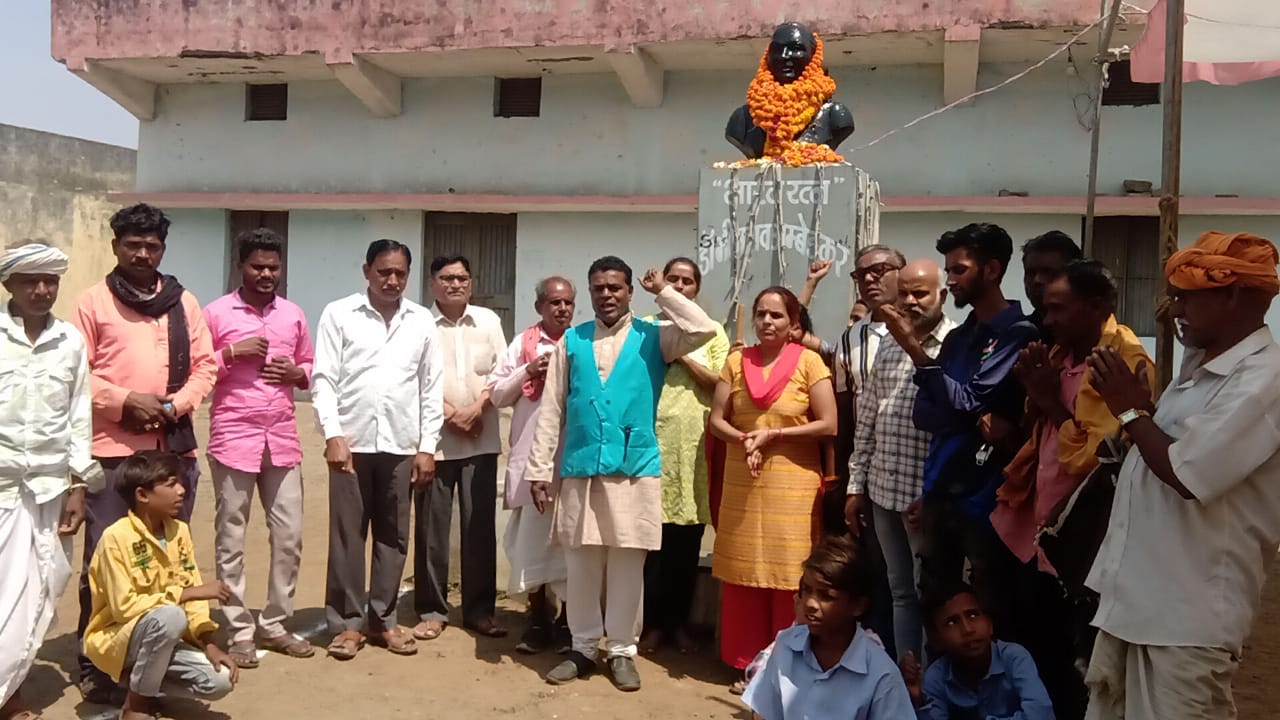 Thandla: Baba Saheb's birth anniversary was celebrated in Ambedkar ...