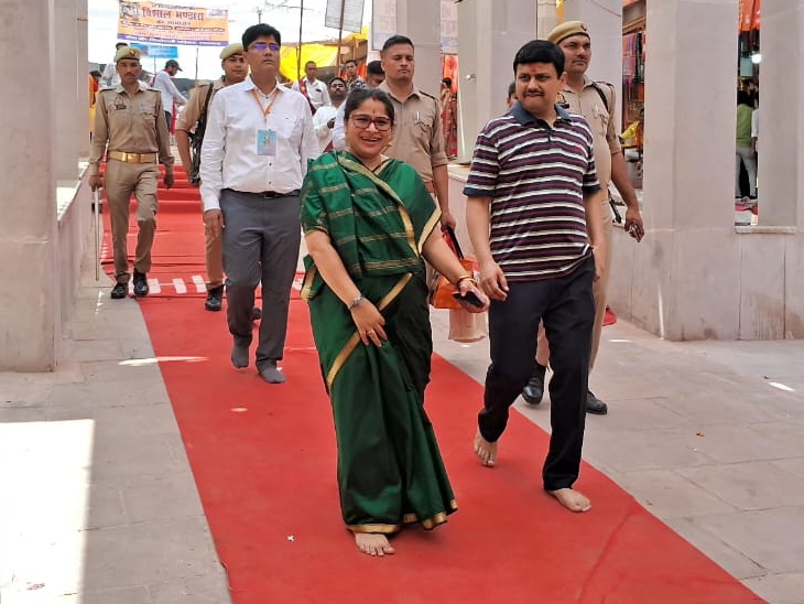 Divisional Commissioner of Varanasi Kaushal Raj Sharma reached ...