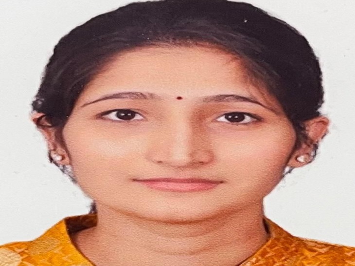 Haryana Ambala Commissioner OSD and Rohtak HCS Officer Dr. Pragati Verma 355th rank in UPSC ...