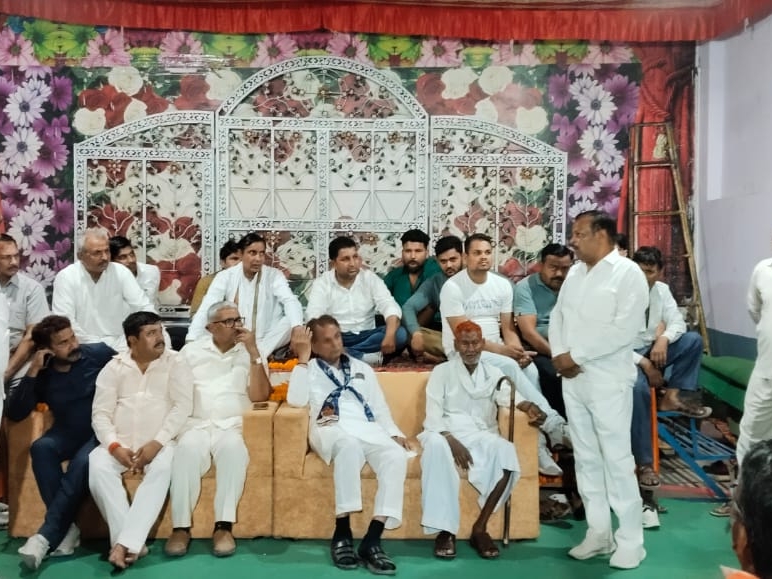 BSP candidate Rajendra Solanki was welcomed by Saini community
