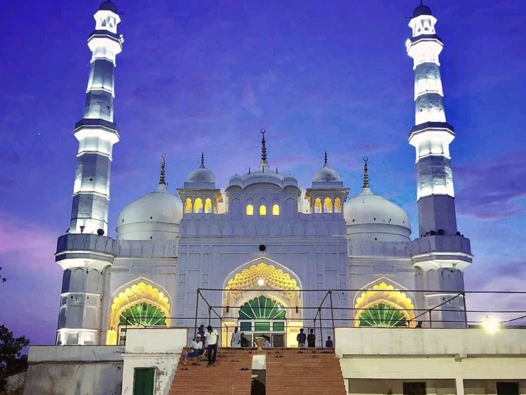 Hindu side gets a setback in Lucknow Teele Wali Masjid case