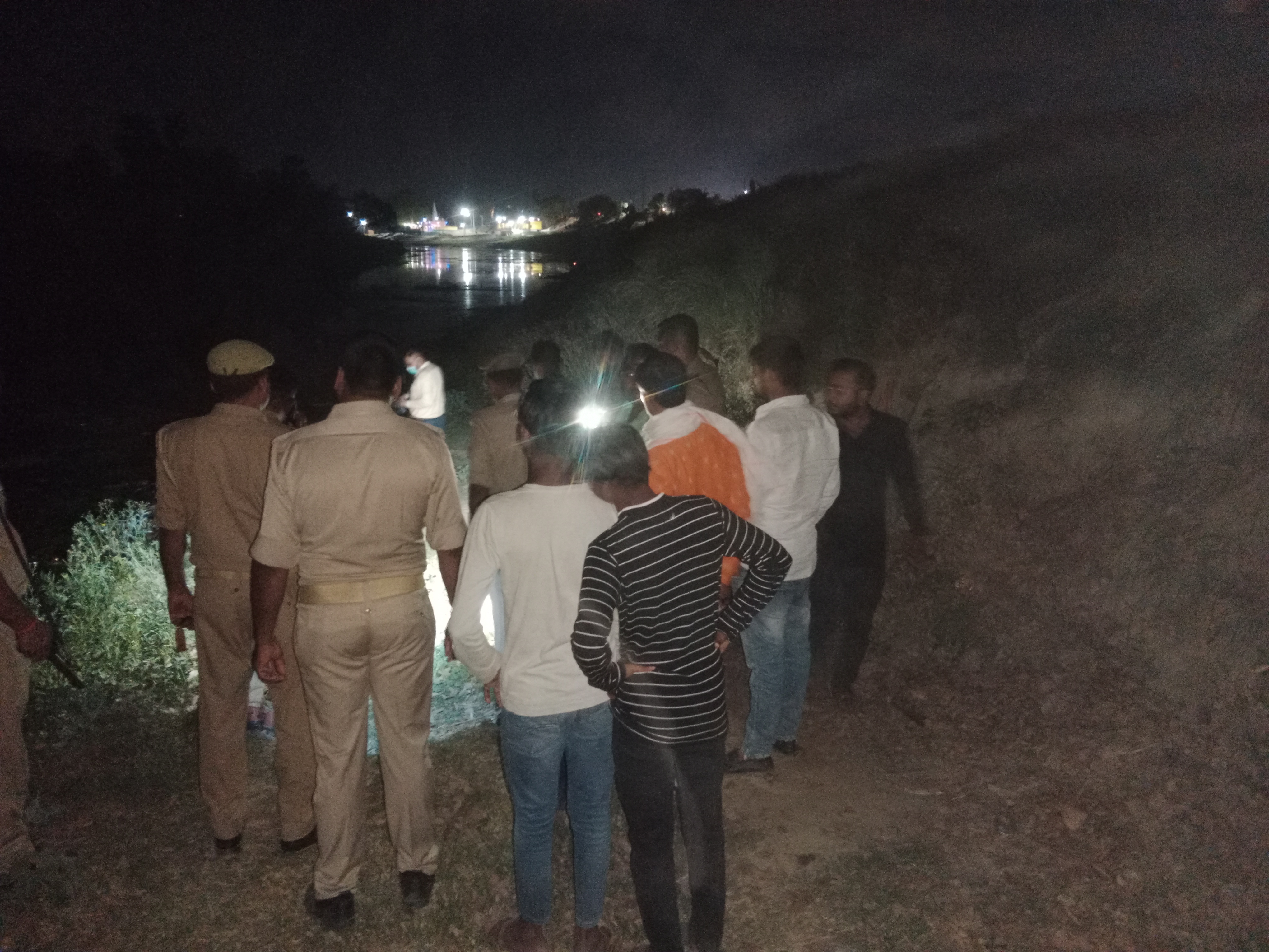 The body of a young man was found in the Tamsa river in Muhammadabad Gohna