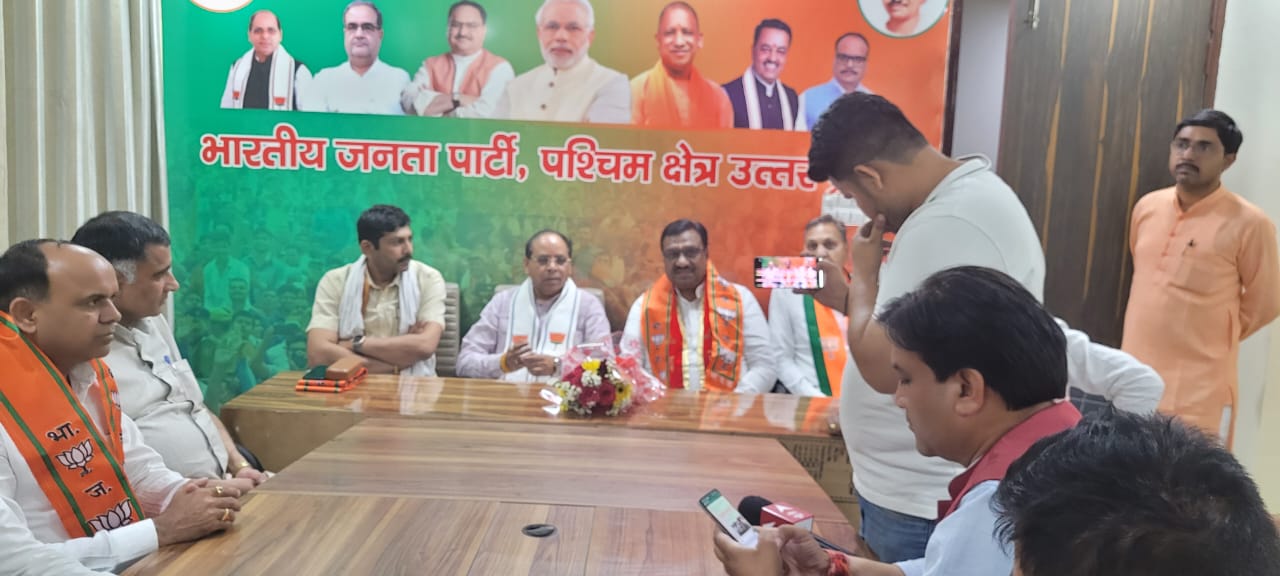 Former minister Dharm Singh Saini joined BJP | पूर्व मंत्री धर्मसिंह ...